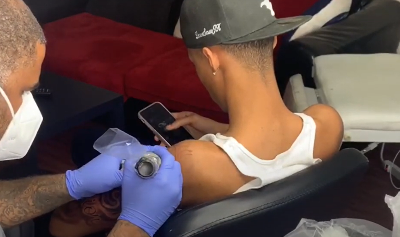 What Is a Tapout Tattoo Session? - TattooProfy